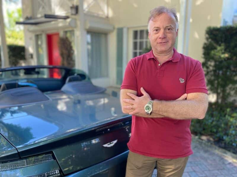 Felipe Grimberg y el arte de coleccionar relojes